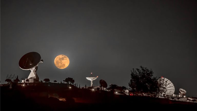 Reportajes y fotografías de Satélites en National Geographic