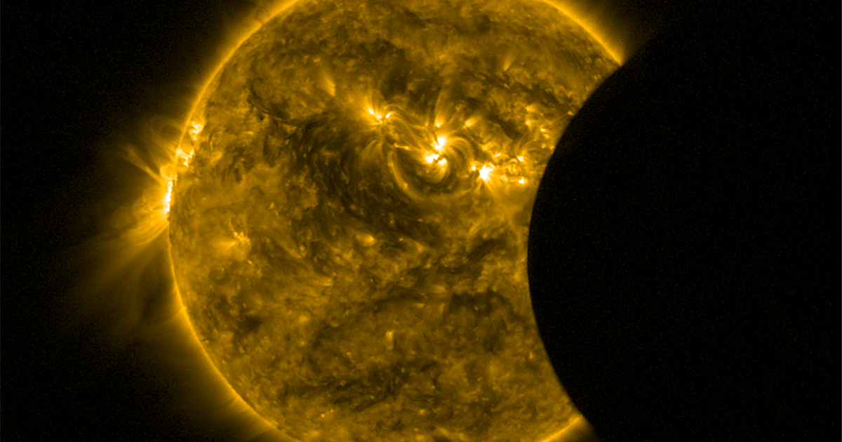 Las mejores fotos del eclipse de sol de marzo de 2016 en el Sudeste Asiático
