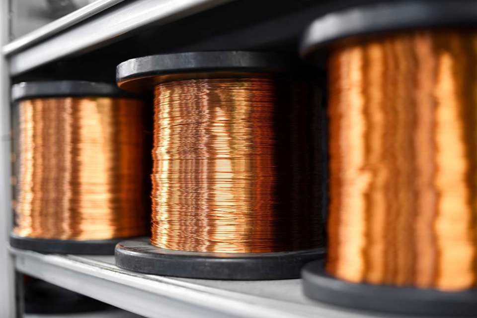 Mar de electrones: ¿por qué los metales conducen bien la electricidad?