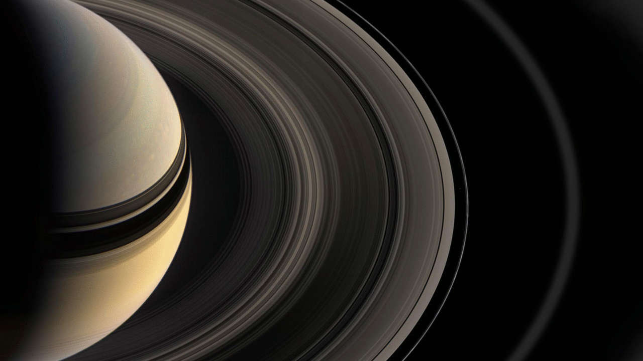 11 curiosidades sobre Saturno, el planeta que tiene más lunas que anillos