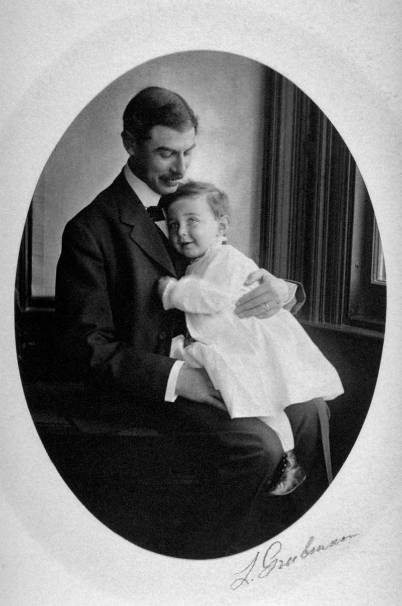 El Oppenheimer más íntimo