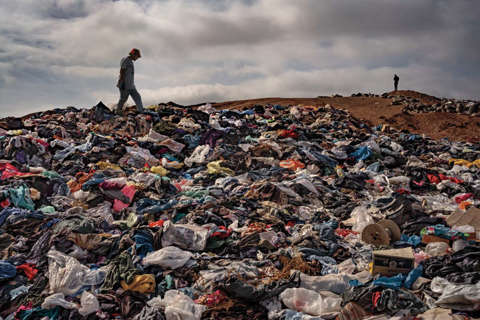 Atacama, el gran basurero de la moda