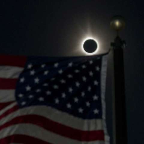 Descubre el recorrido exacto del eclipse solar de hoy con este mapa de ...