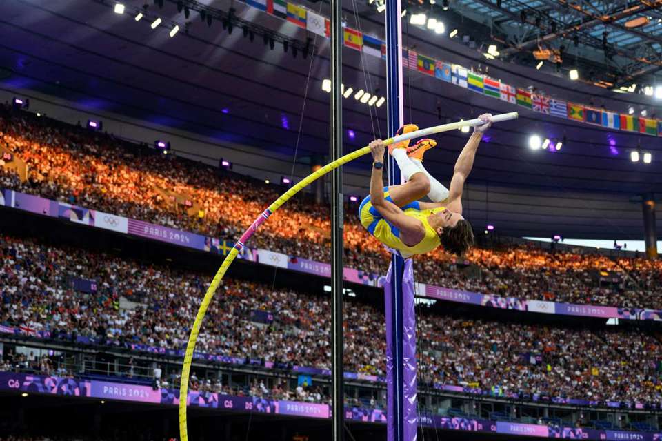 ¿Estamos cerca de llegar al límite en el salto con pértiga? Sí, la física lo confirma