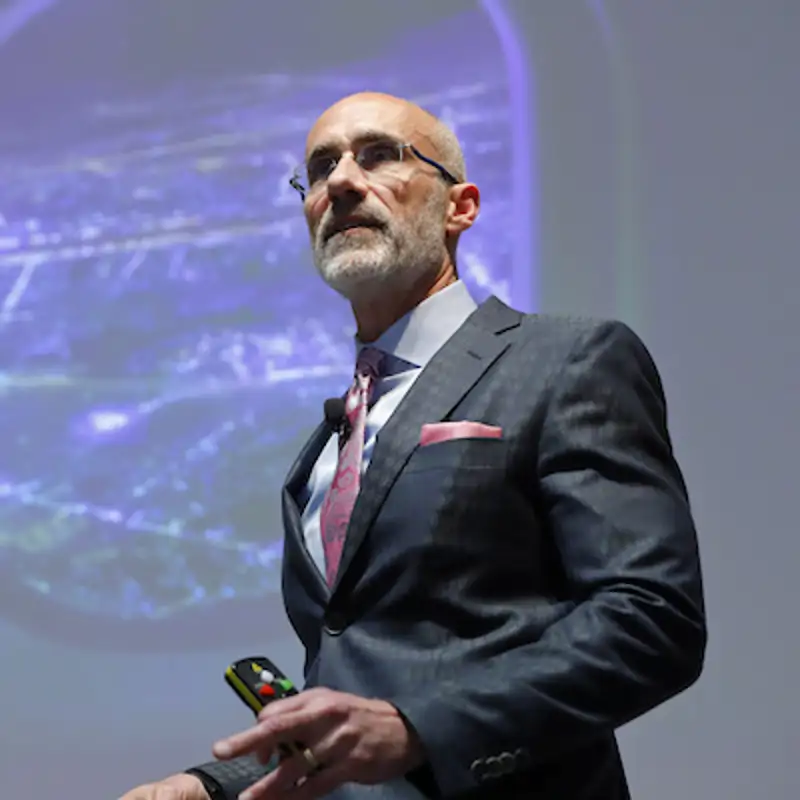 Arthur C. Brooks, experto en felicidad de Harvard: “A largo plazo, la ...