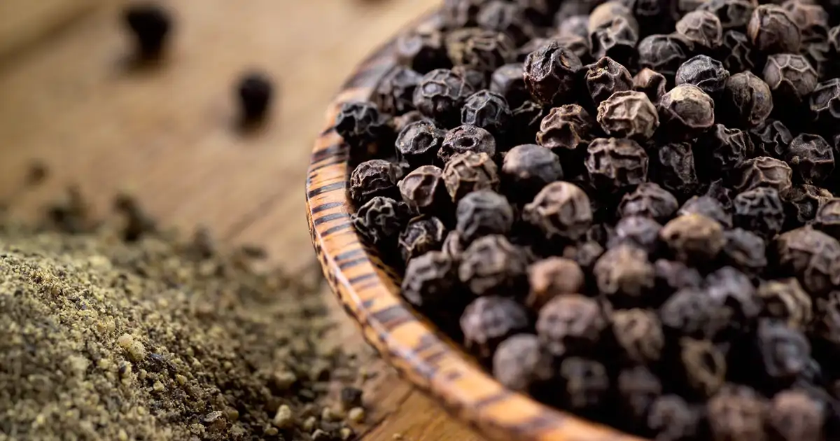 Todo sobre la pimienta: análisis y beneficios de esta especia milenaria